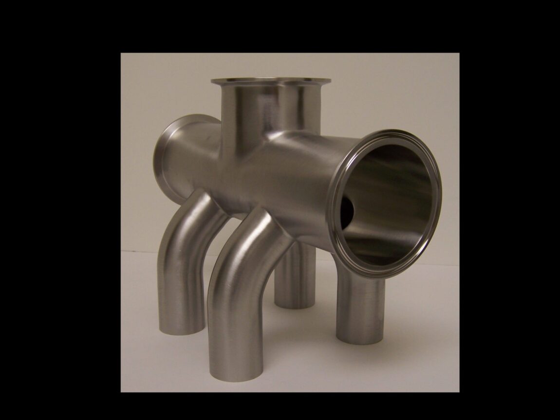 MANIFOLD PIC 2 - Advance Fittings Corporation | Elkhorn Wisconsin, USA